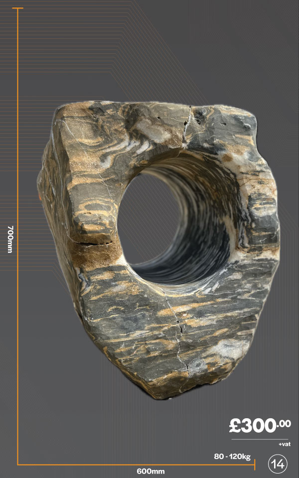 Stone Monoliths – Wiltshires Babbacombe